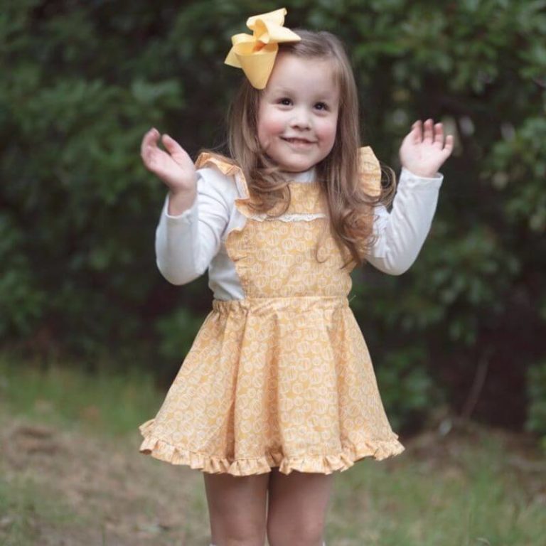 Baby Mini Pinny (Duchess and Hare) - Sew PDF