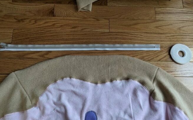 Beginner-Friendly Sewing Project - Giant Stuffie Pillow with a Zipper ...
