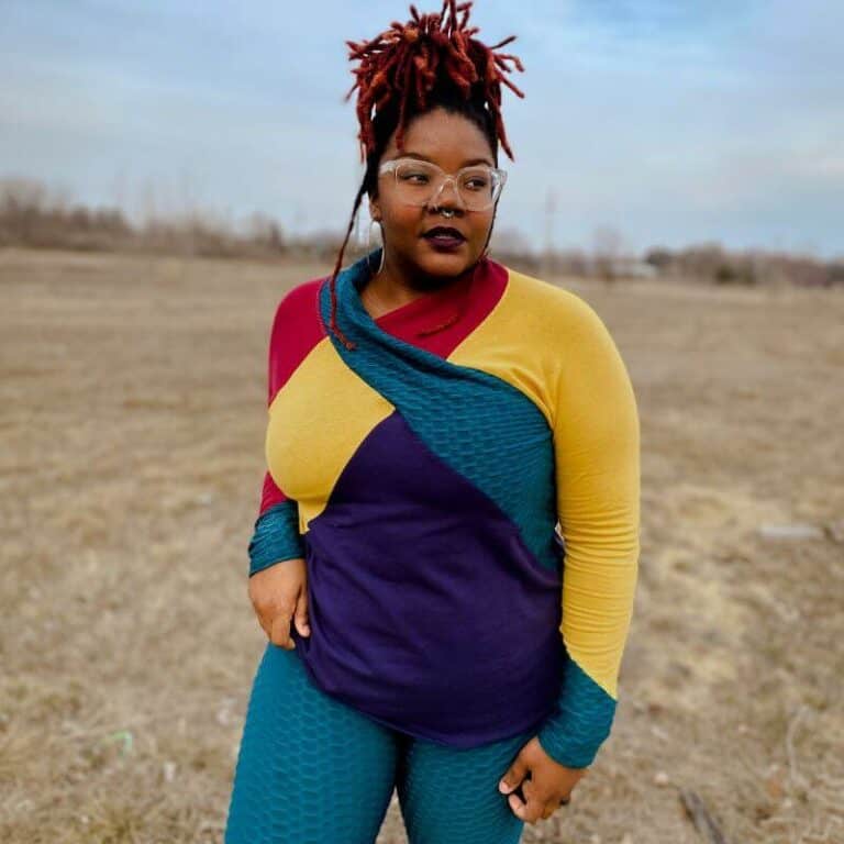 Peak Pullover (Buttons and Blueprints) - Sew PDF