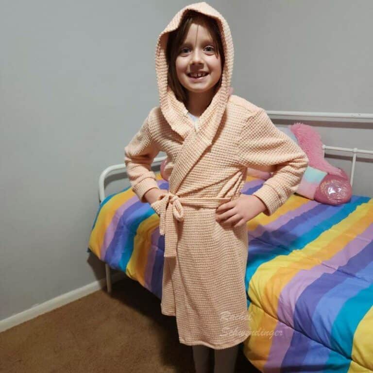 Kid's Robe (Buttons and Blueprints) - Sew PDF